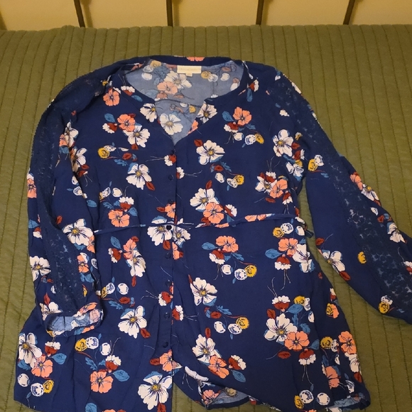 Modcloth | Tops | Modcloth Navy Floral Blouse With Lace Sleeves | Poshmark